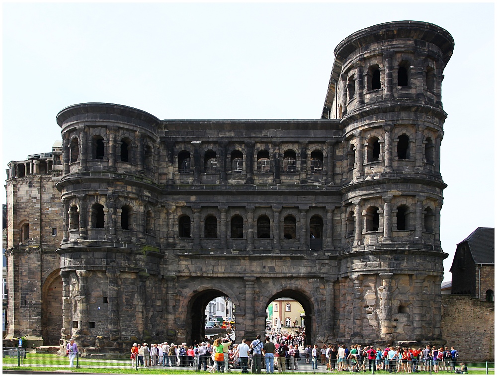 Porta Nigra (Feldseite) Foto & Bild | deutschland, europe, rheinland ...