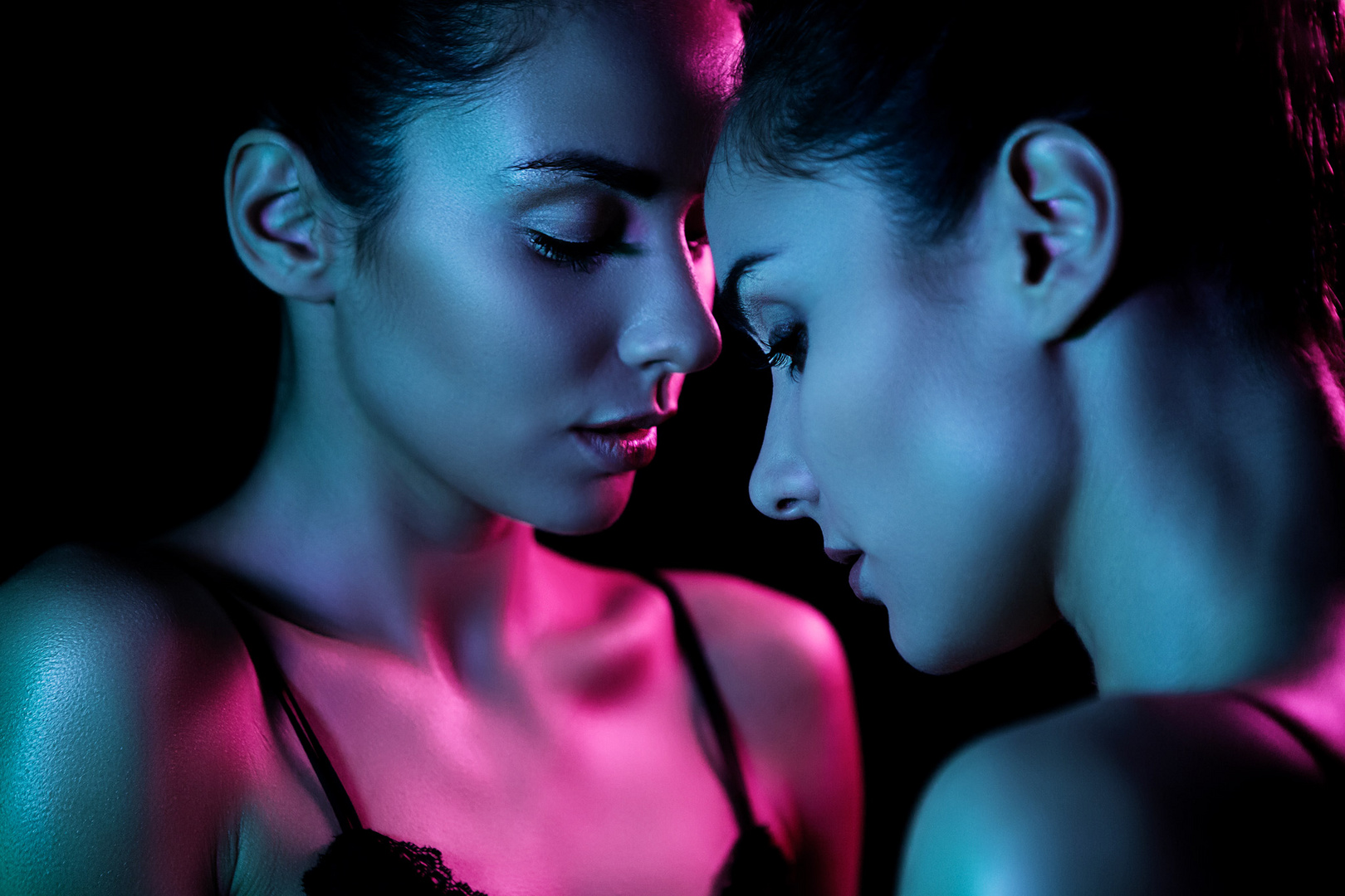 Portrait der Zwillingsschwestern Wellbrock Foto & Bild | erwachsene menschen, zwillinge & co ...