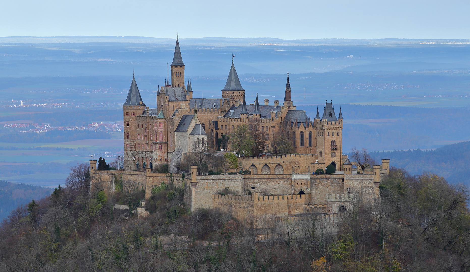 Portrait einer Burg Foto & Bild | world, herbst, architektur Bilder auf ...