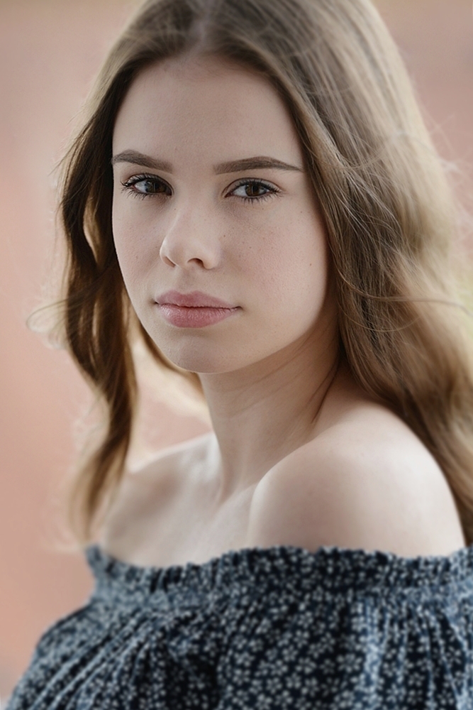 *portrait of anika* Foto & Bild | portrait, portrait frauen, outdoor ...