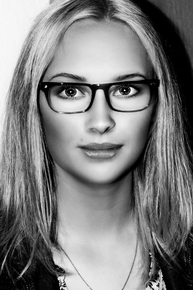 Portrait s/w Foto & Bild | erwachsene menschen, portraits erwachsener, fotos Bilder auf ...