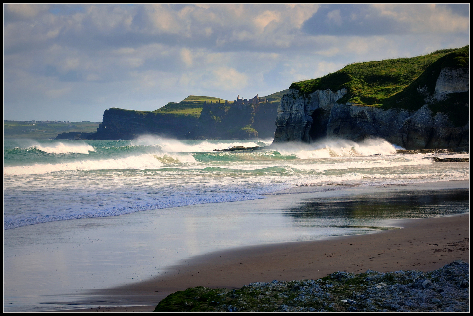 Portrush Whiterocks Beach Foto & Bild | europe, united kingdom ...