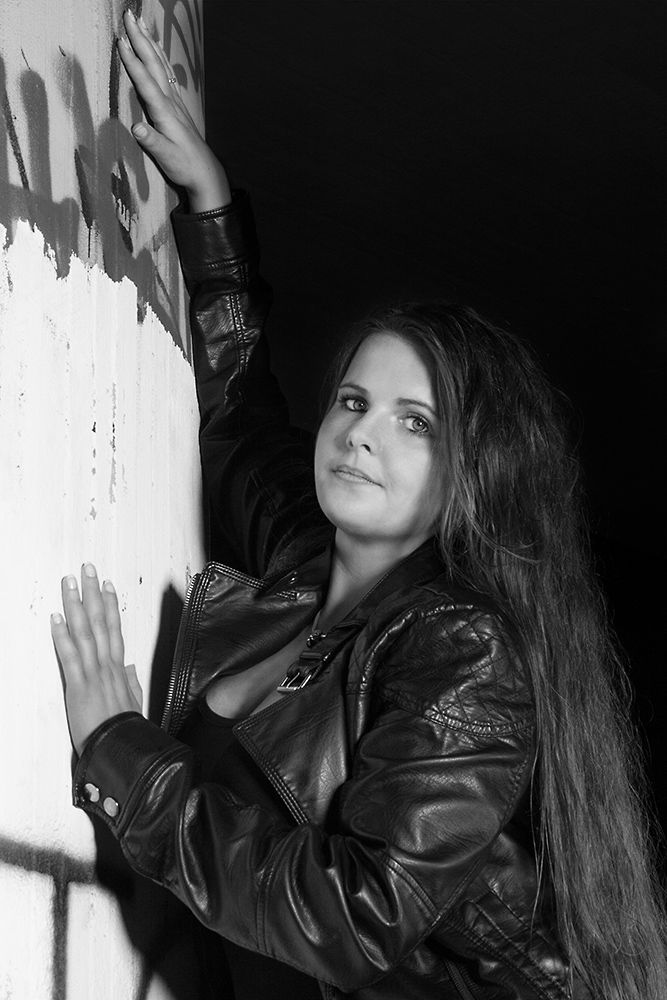 Powerfrau Jennifer... Foto & Bild | portrait, portrait frauen, outdoor ...