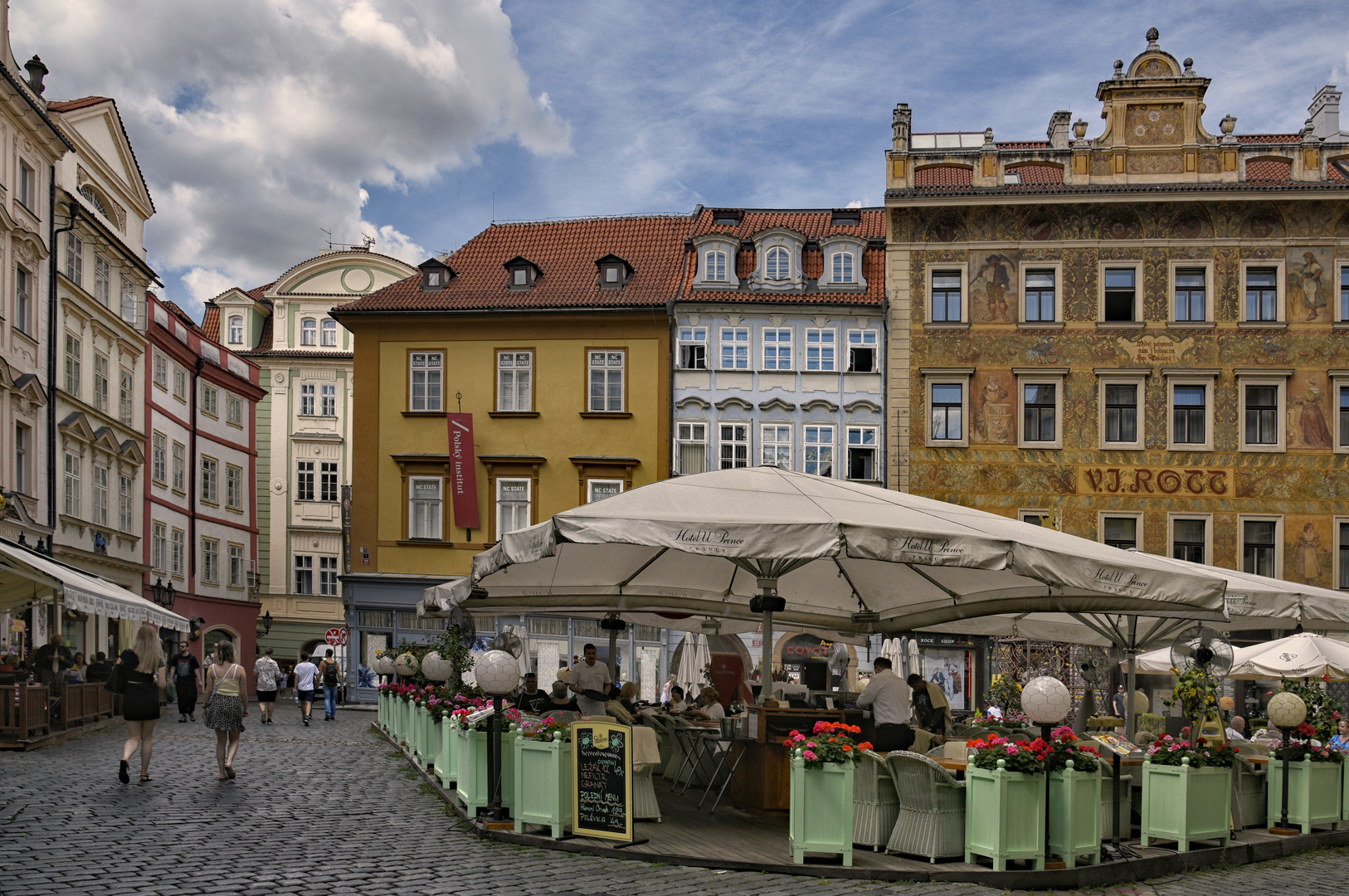 Prag eine wunderschöne Stadt Foto & Bild | farben, altstadt, fassaden ...