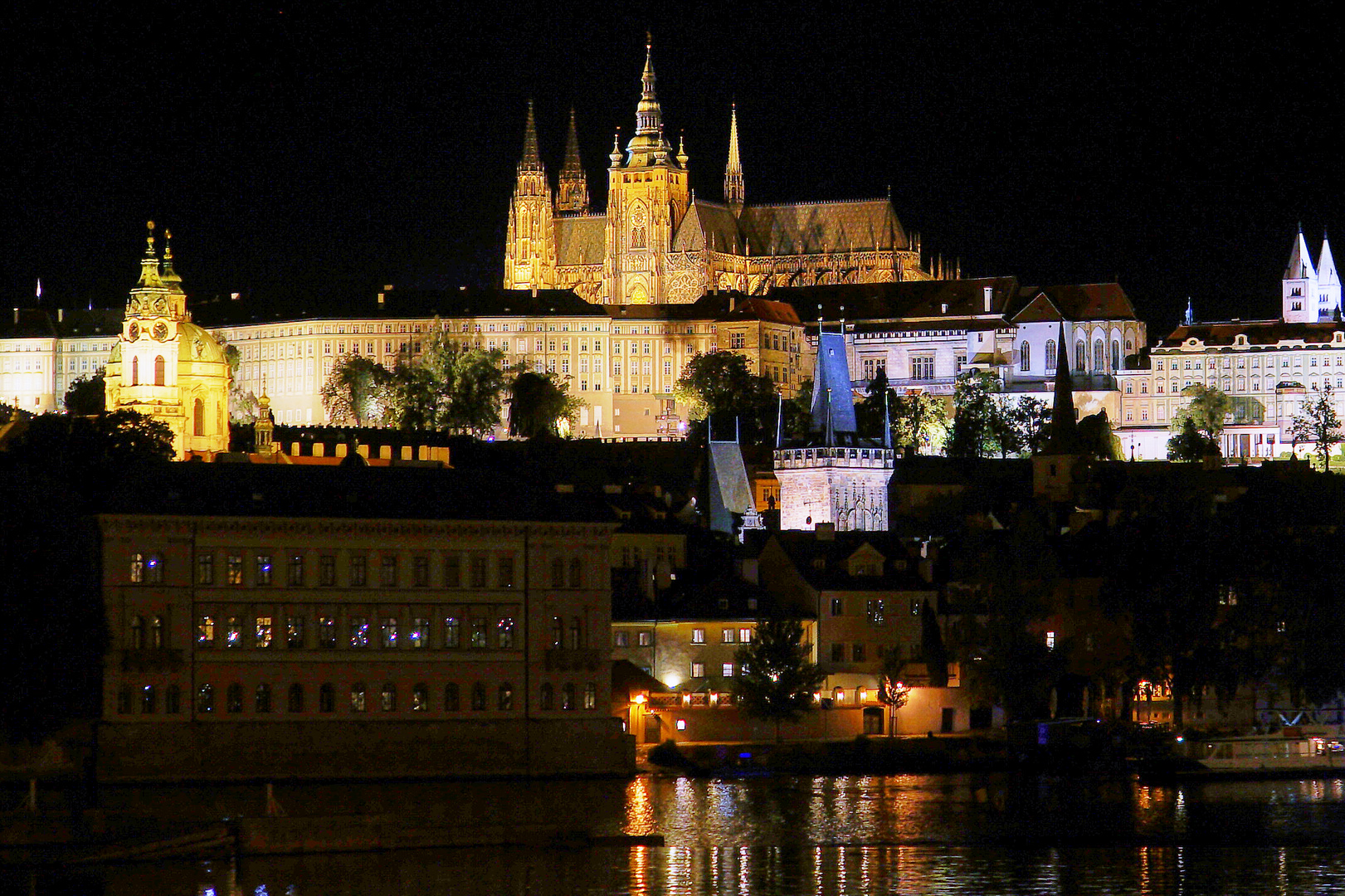 Prager Burg# nachts Foto & Bild | fotos, nacht, karlsbrücke Bilder auf ...