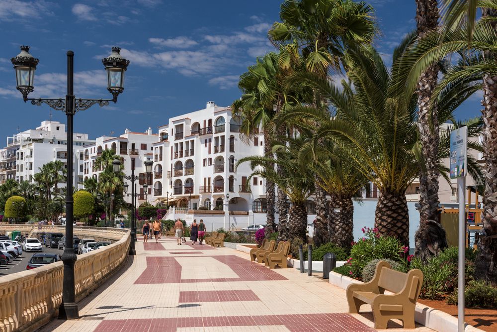 Promenade Santa Eularia Foto & Bild | urlaub, spain, world Bilder auf ...