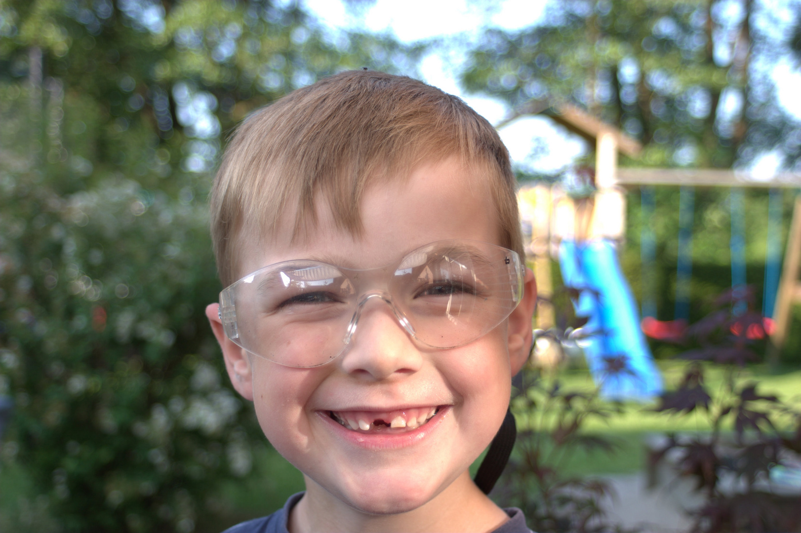 Puck die Stubenfliege..... ;-) Foto & Bild | kinder, portraits ...