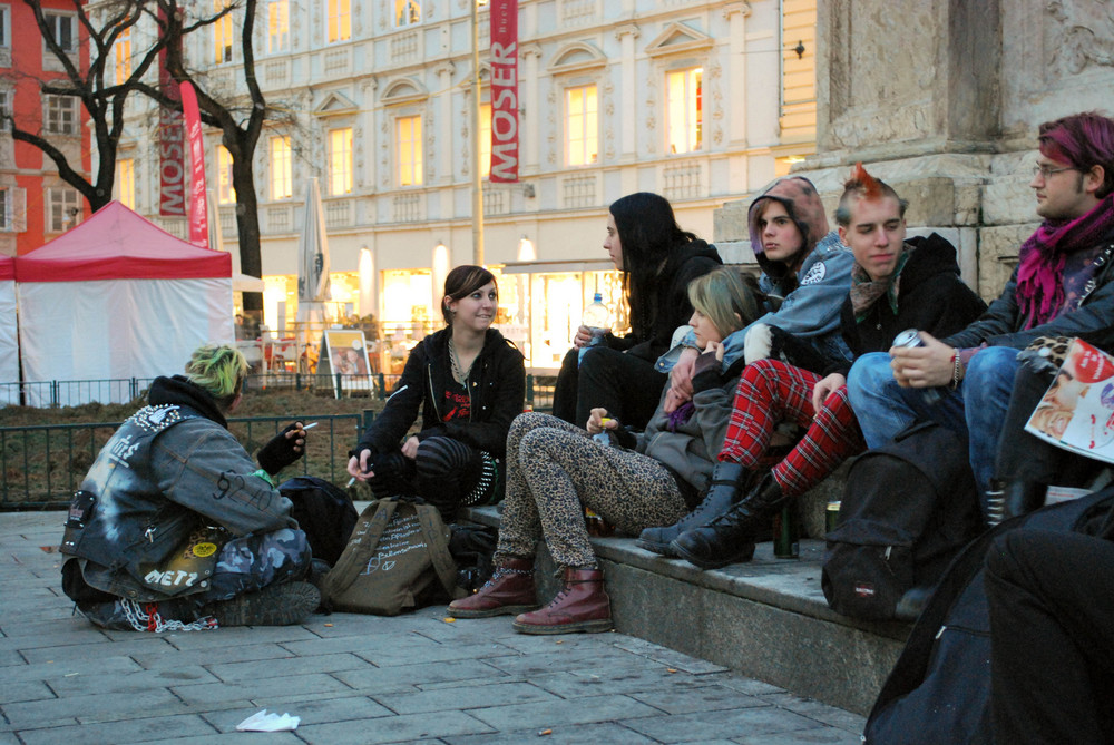 Punks ? Nein "young people " Foto & Bild | streetfotografie mit menschen, street: spontane ...