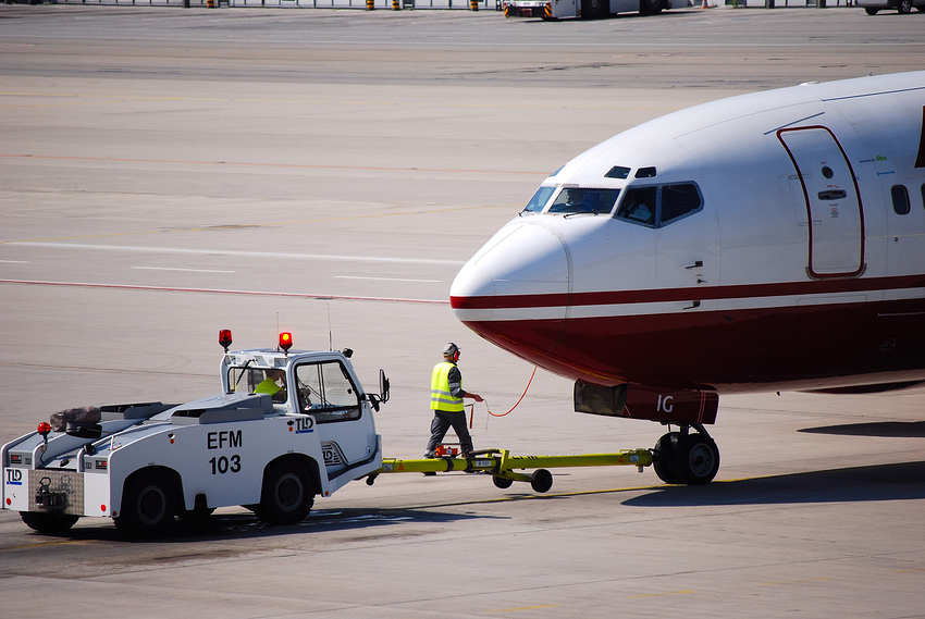 Pushback Foto & Bild | luftfahrt, passagiermaschinen, verkehr ...