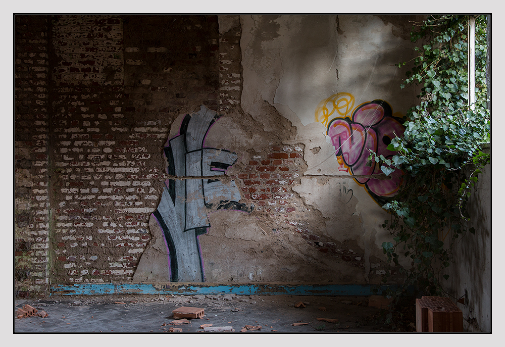 Putz ab Foto & Bild | fenster, marodes, lost places Bilder auf ...