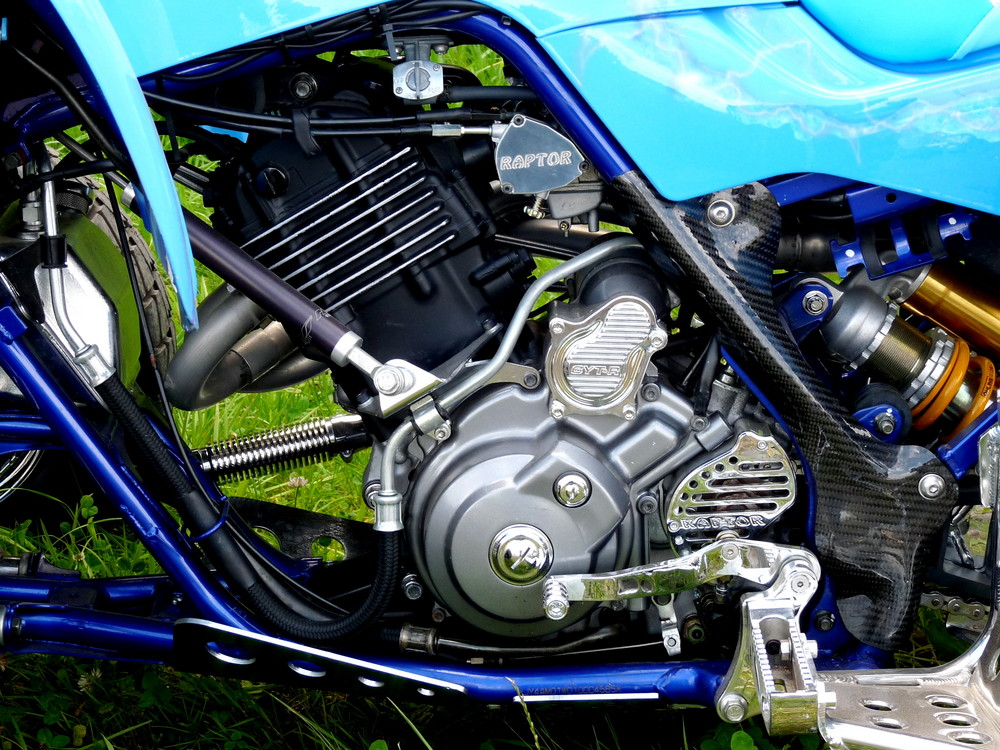 Quad Motor 01 Foto & Bild | sport, motorsport, moto-quad Bilder auf ...