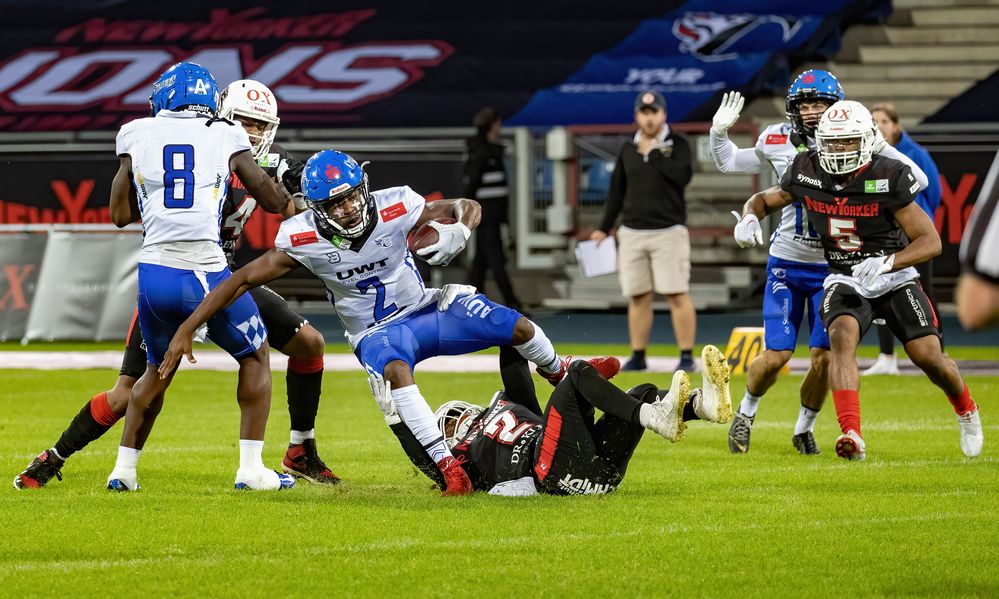 Quarterback Sack Foto & Bild | sport, erwachsene menschen, deutschland ...