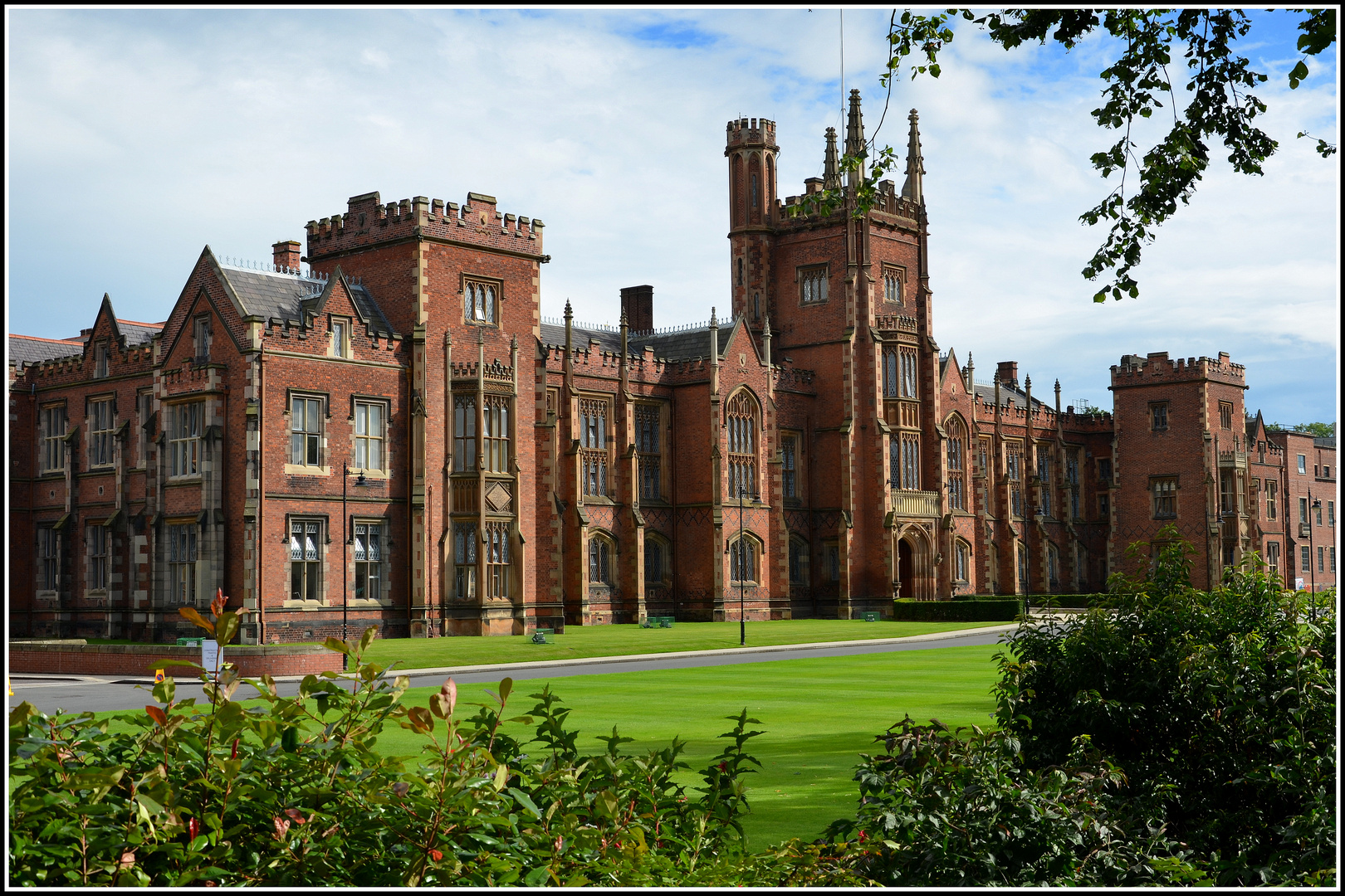 Queens University - Belfast - Northern Ireland Foto & Bild | europe, united kingdom & ireland ...