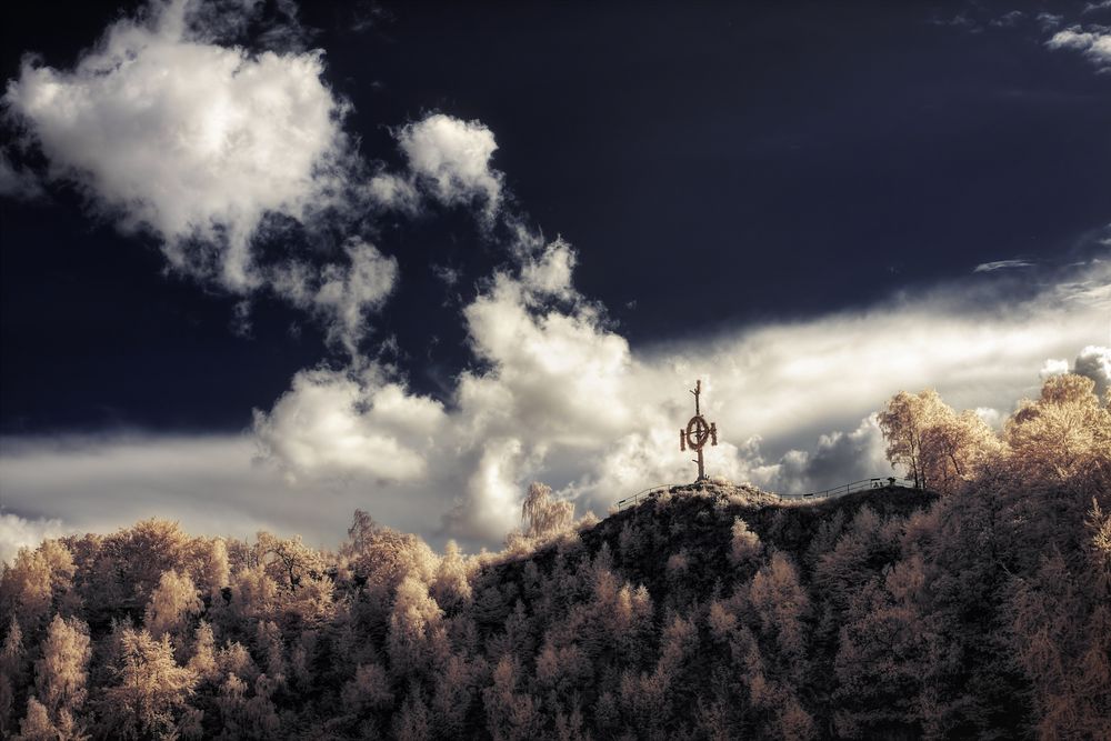 Questenberg [IR] Foto & Bild | wolken, himmel, natur Bilder auf ...