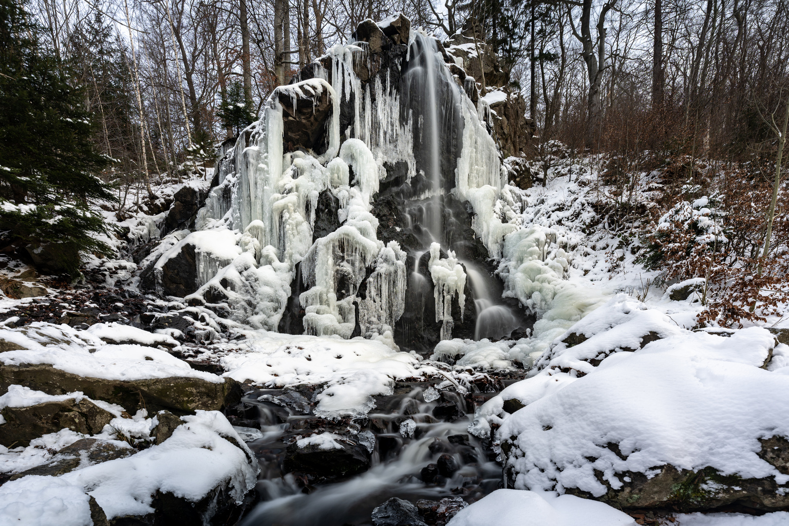 Radau Wasserfall - Bad Harzburg Foto & Bild | wasser, winter, schnee ...