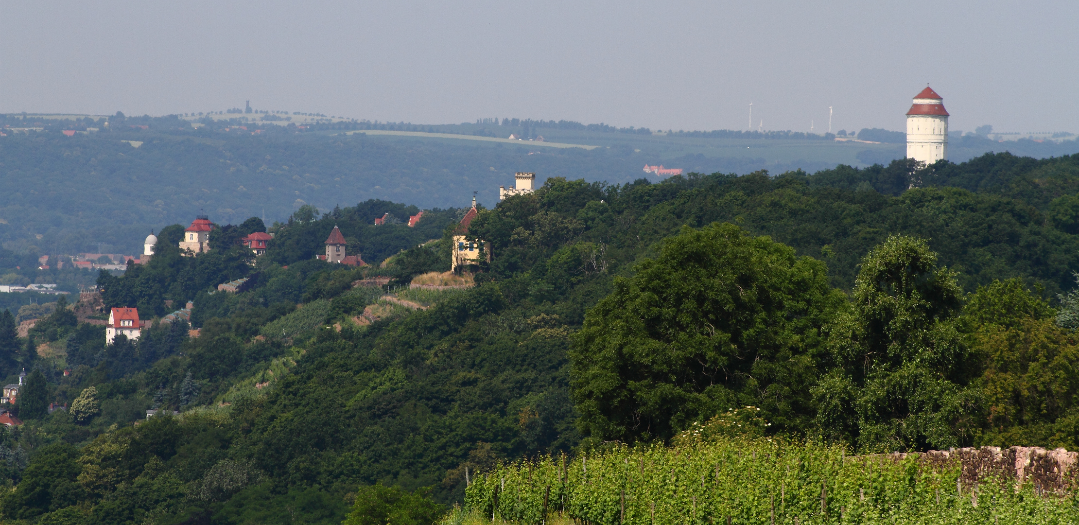 Radebeul Wasserturm und die kleinen Türme Foto & Bild | deutschland ...