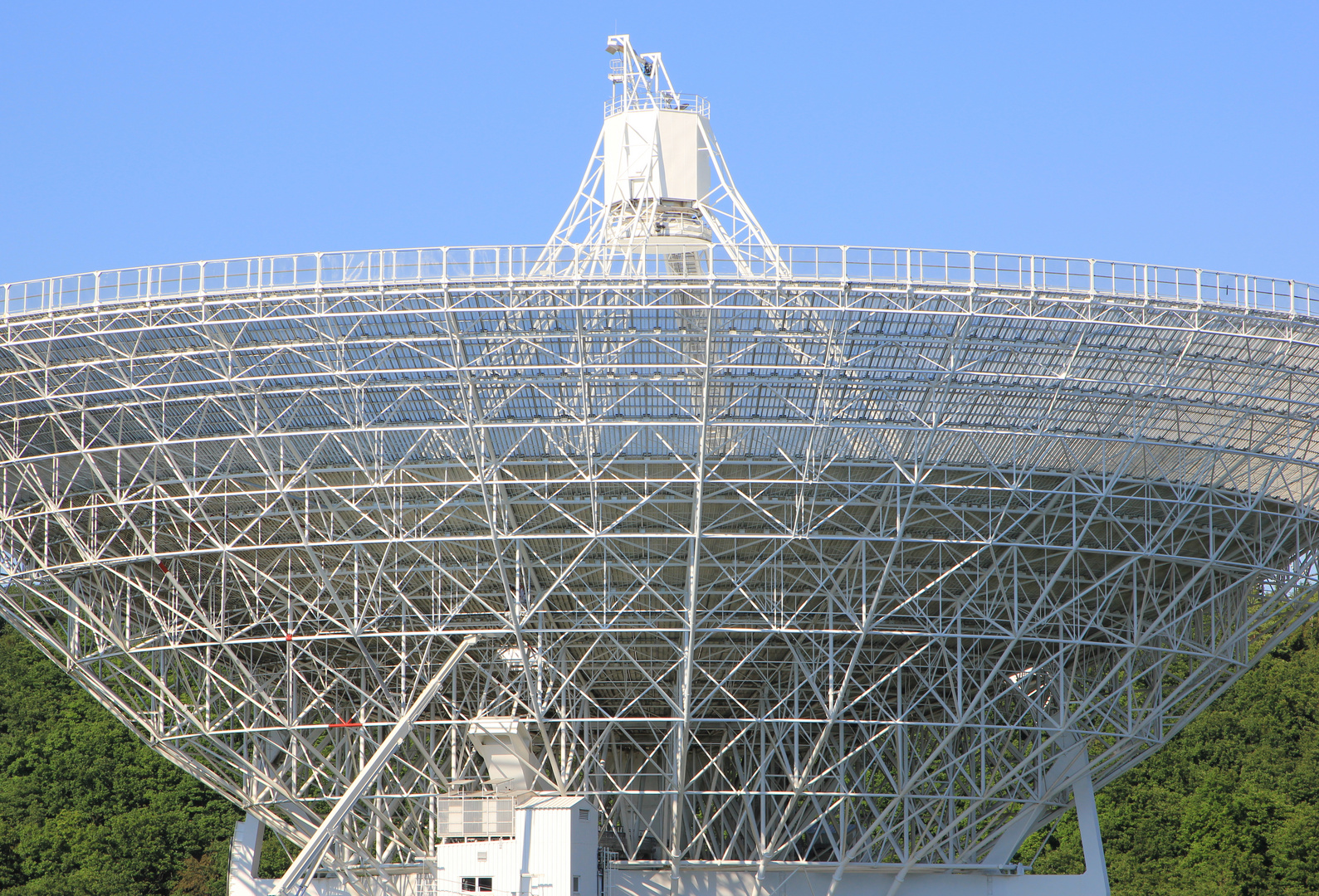 Radioteleskop Effelsberg (100 Meter Durchmesser) 9 Foto & Bild ...