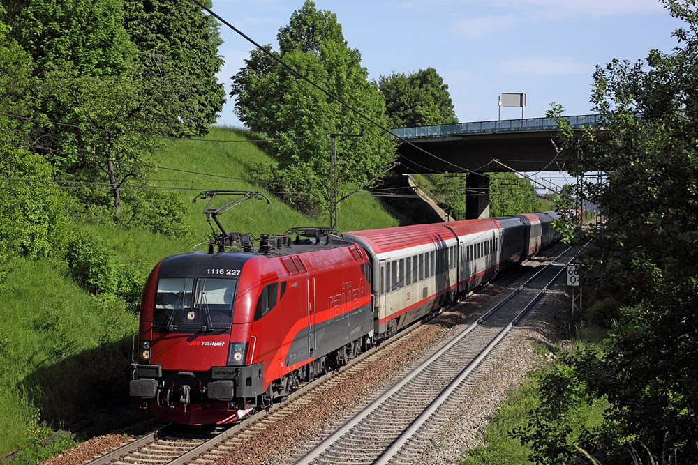 RailJet ... Foto & Bild | züge, personenzüge, eisenbahn Bilder auf ...