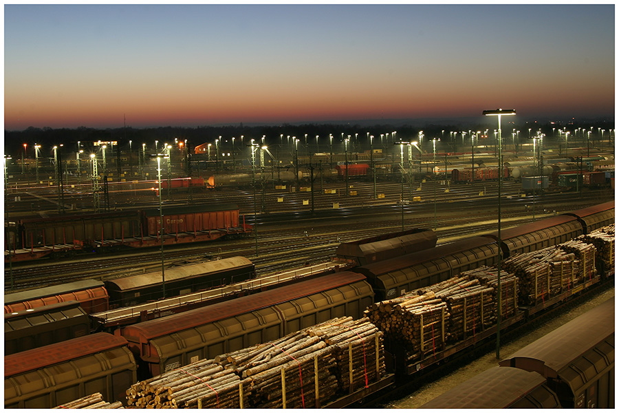 Rangierbahnhof Maschen Foto & Bild | gleise, eisenbahn, verkehr ...