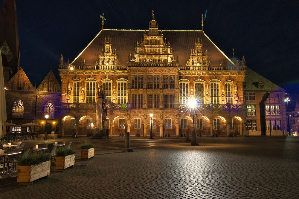 Rathaus bei Nacht Foto & Bild | architektur, deutschland, europe Bilder ...