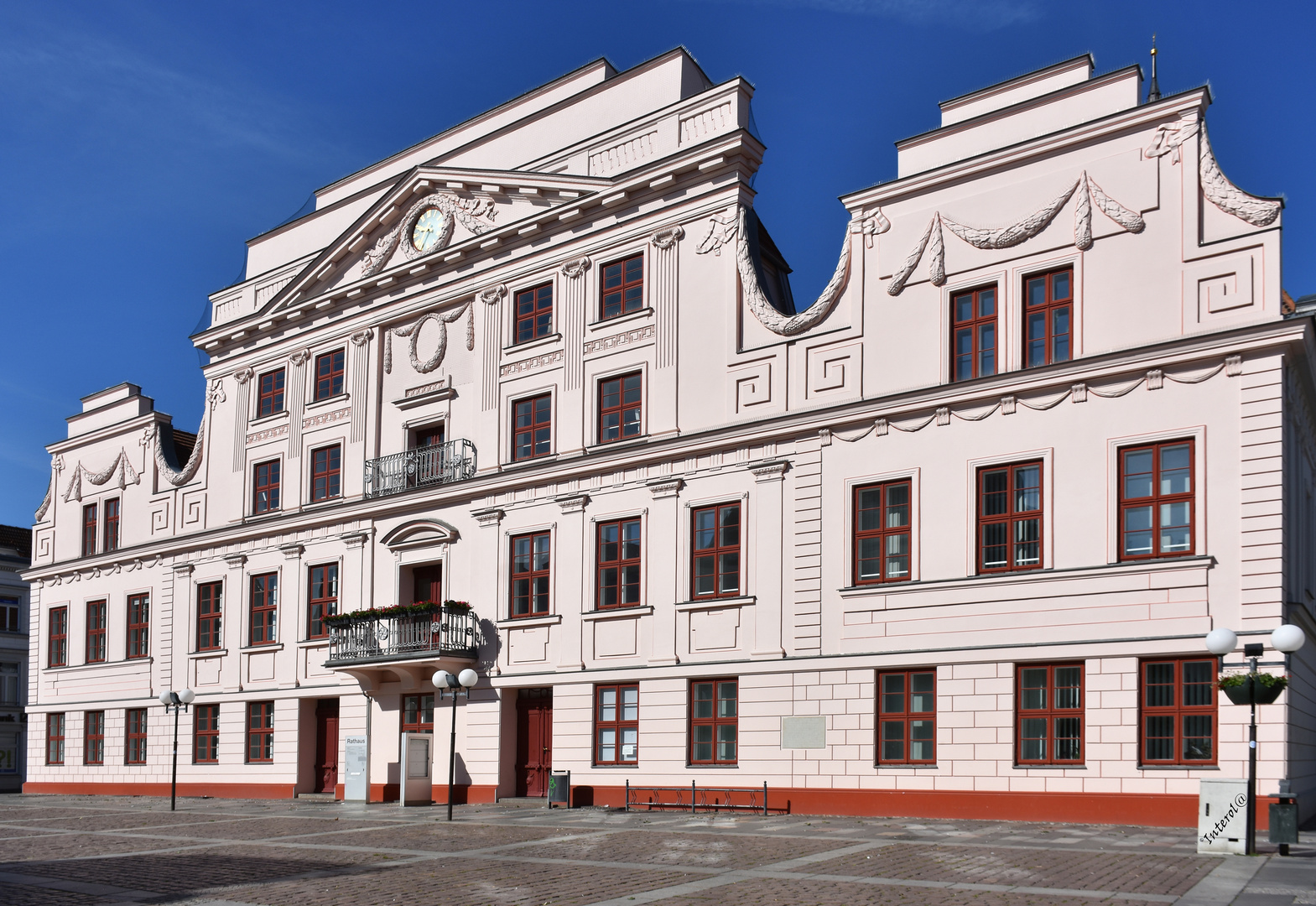 Rathaus Güstrow Foto & Bild | architektur, fassade, mecklenburg Bilder ...