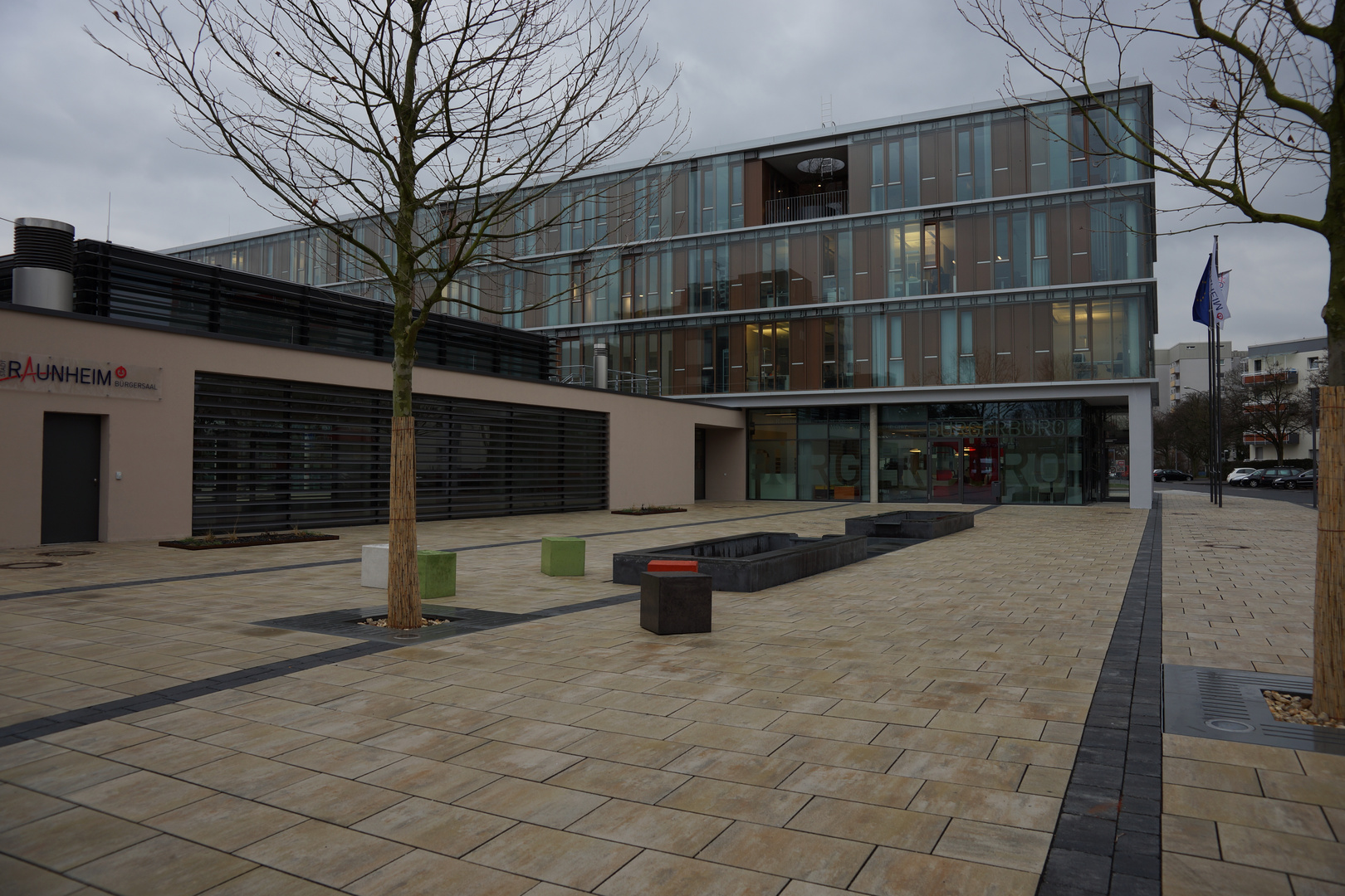 Rathaus und Bürgersaal Raunheim Foto & Bild | architektur ...