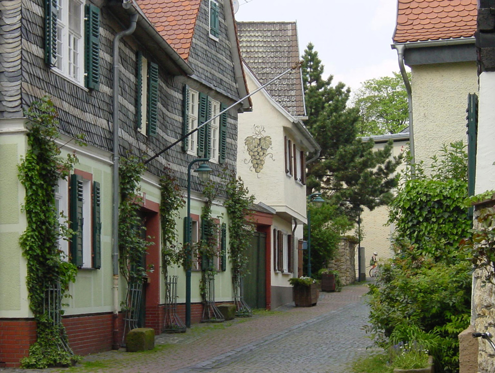 Rathausstraße Hochheim am Main Foto & Bild | deutschland, europe ...