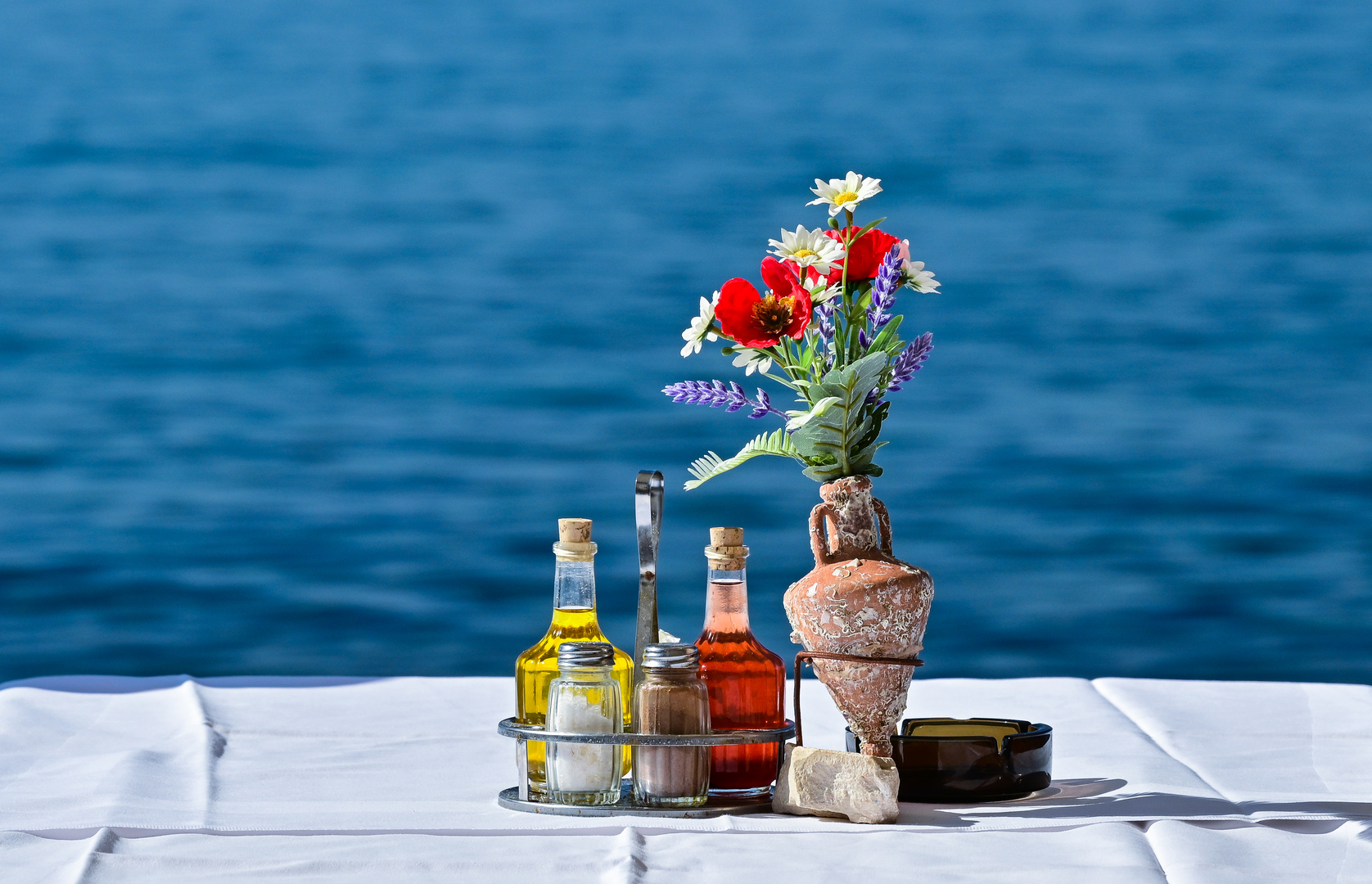 Raucherplatz Foto & Bild | europe, balkans, landschaft Bilder auf ...