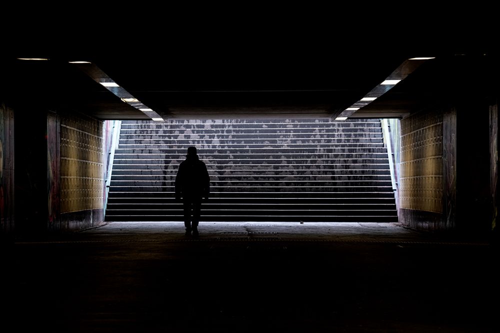 Rausgehen … .. Foto & Bild | dunkel, angst, 2.8 Bilder auf fotocommunity