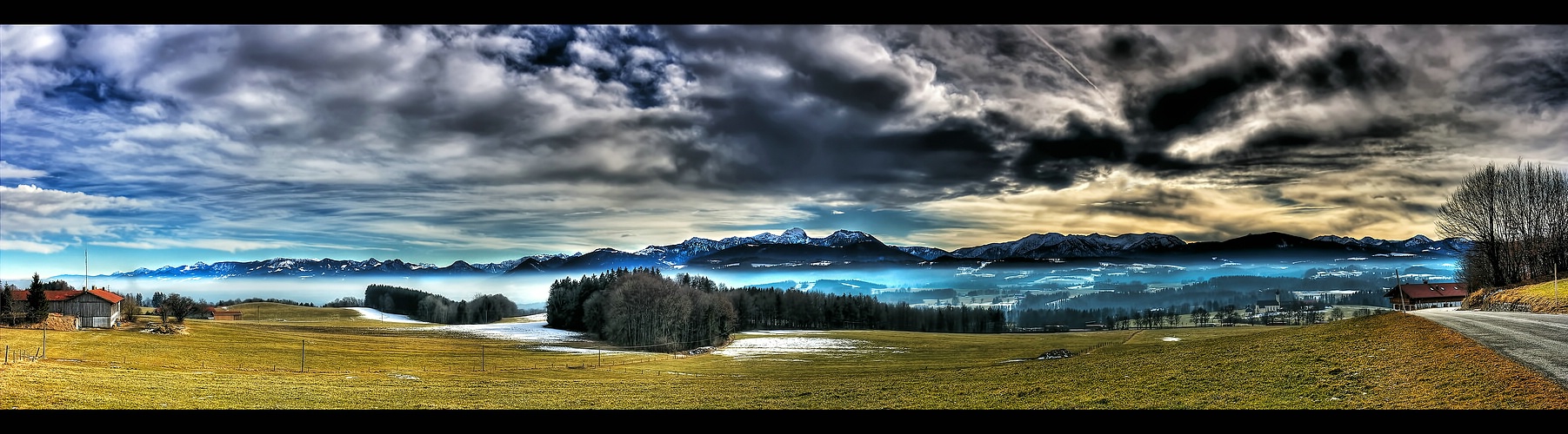 Rechts wird die Nebelbank weniger , dafür das Wetter schlechter ;-) Foto & Bild | bearbeitungs ...