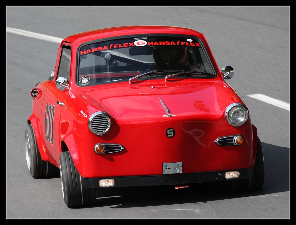 red Goggo-Mobil Foto & Bild | sport, motorsport, bergrennen Bilder auf ...