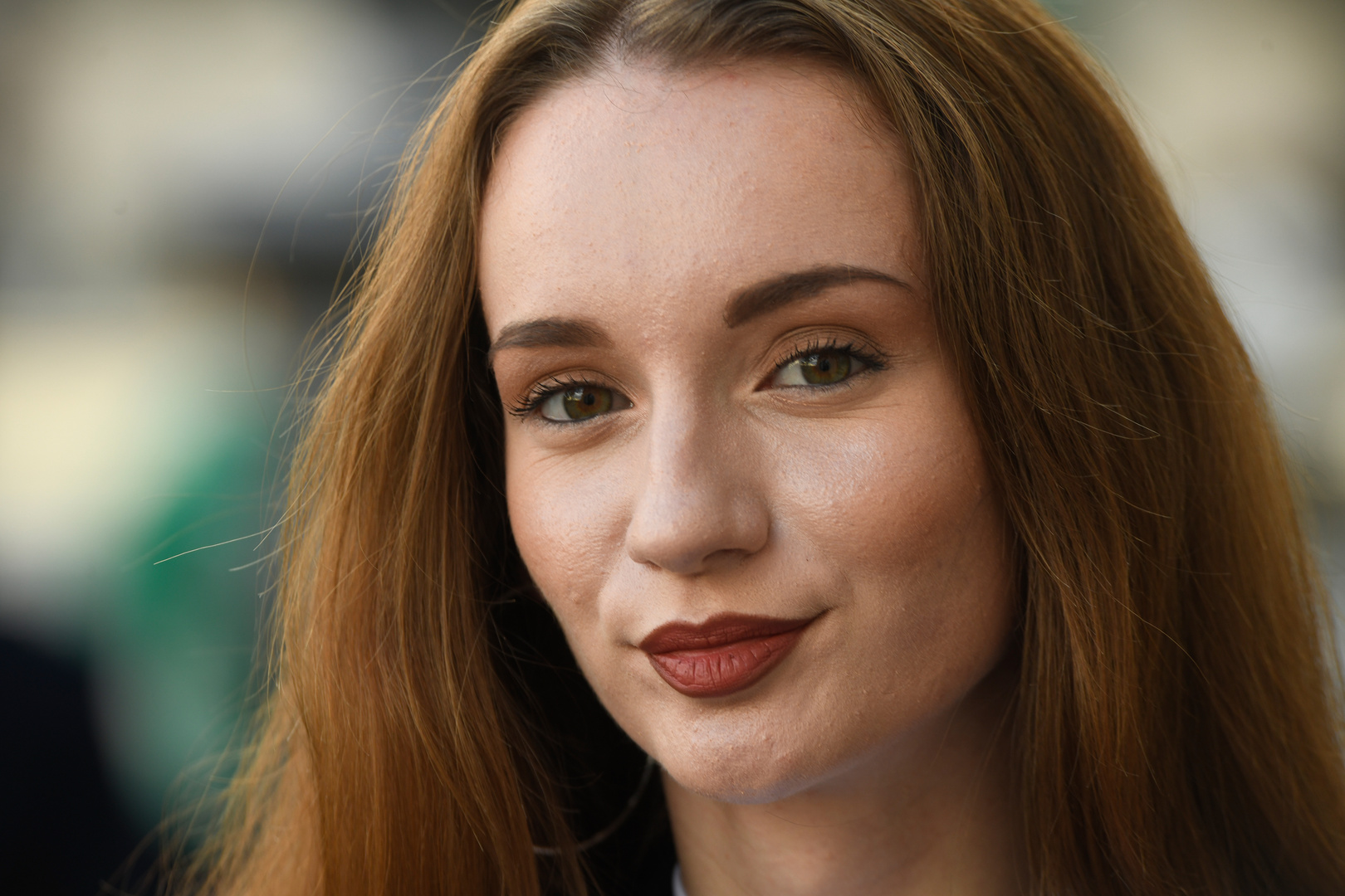 red hair - red lips Foto & Bild | portrait, streetfotografie mit ...