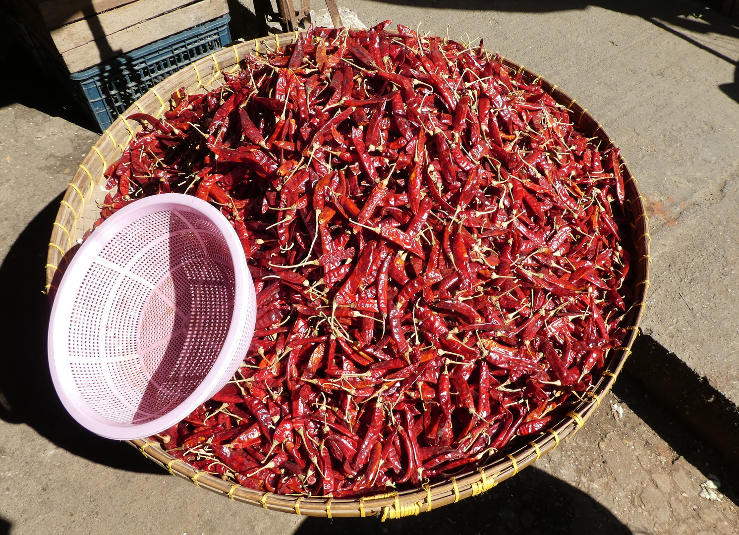 Red Hot Chilli Foto & Bild | world, myanmar, stillleben Bilder auf ...