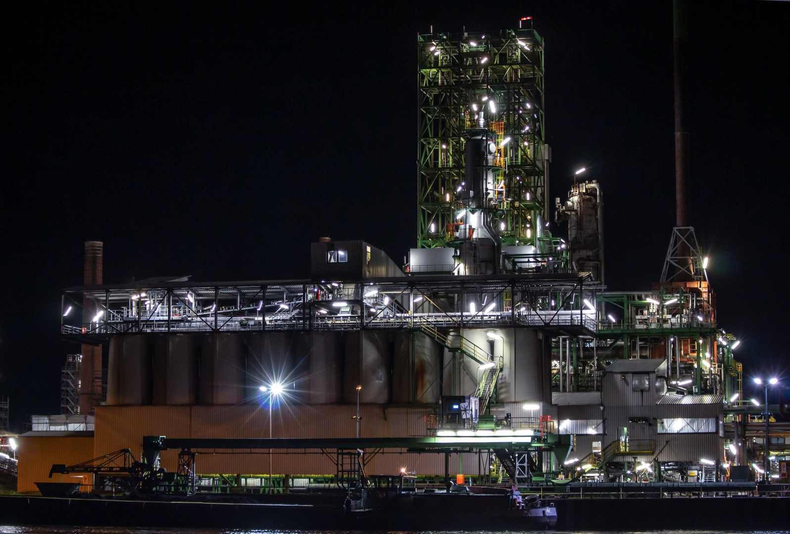 Refinery Emsland in Lingen Foto & Bild | fotos, night, spezial Bilder ...