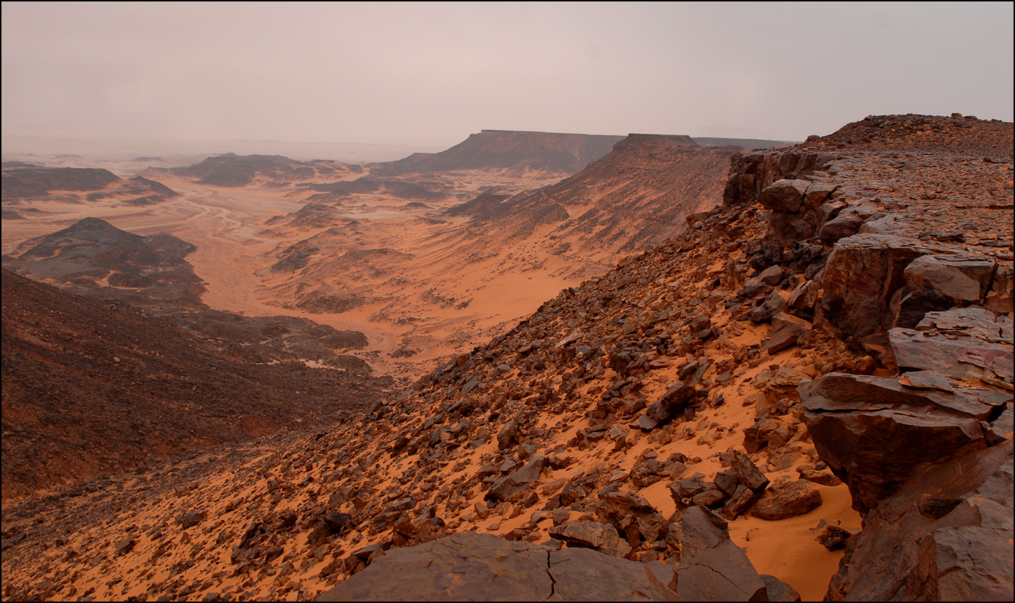 Regen im Gilf Kebir Foto & Bild | egypt, gilf kebir Bilder auf ...