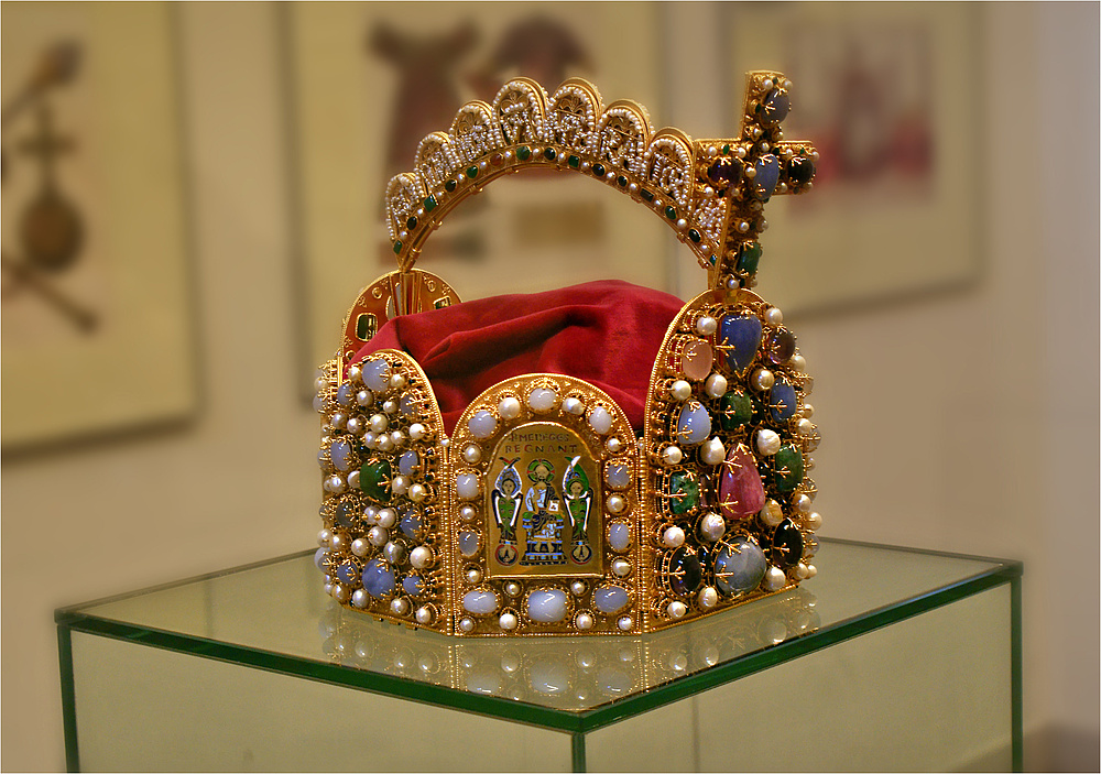 Reichskrone Foto & Bild | deutschland, europe, bayern Bilder auf ...