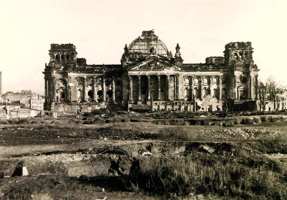 Reichstag 1945 Foto & Bild | Ästhetik der sichtbarkeit, specials ...