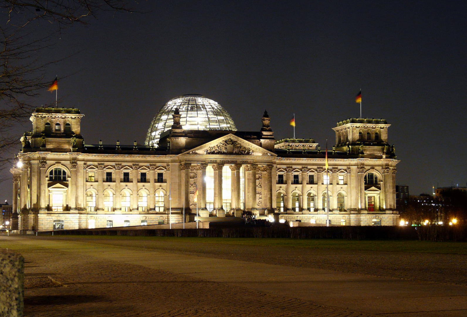 Reichstag Berlin Foto & Bild | architektur, architektur bei nacht ...