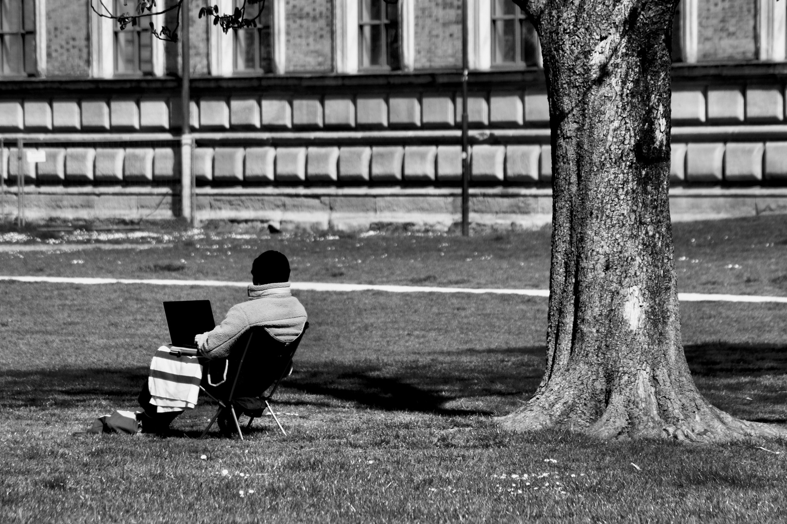 relaxed work Foto & Bild | architektur, erwachsene menschen, streetfotografie mit menschen ...