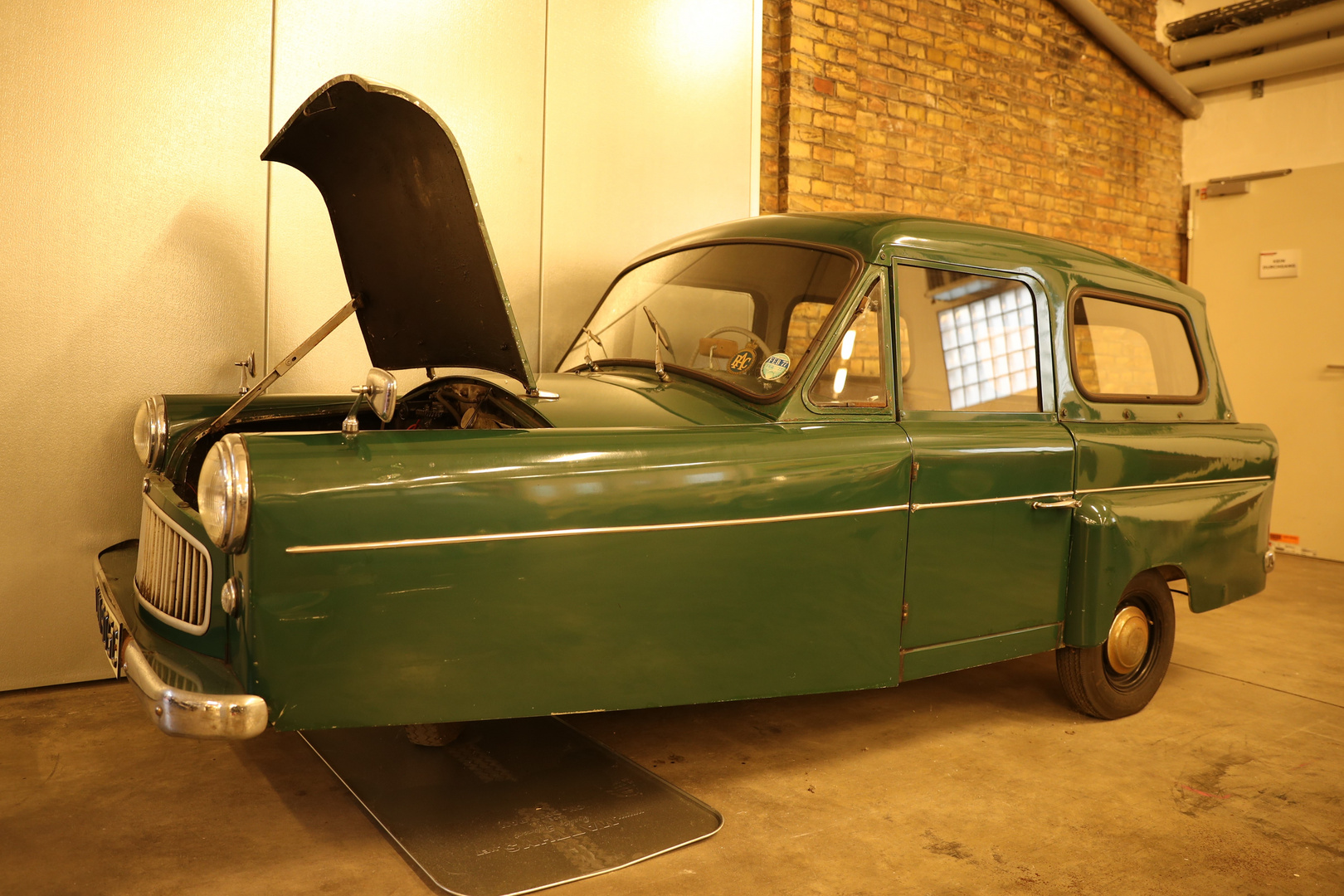 Reliant Supervan Foto & Bild | fotos, straße, architektur Bilder auf ...