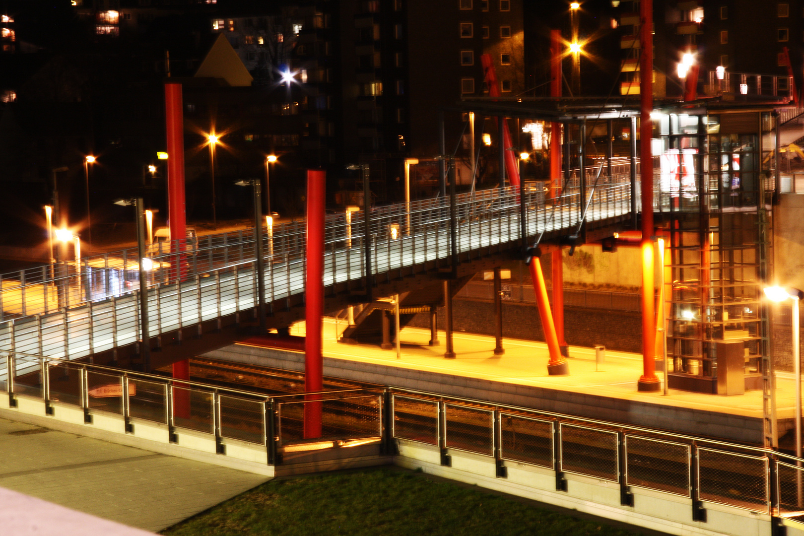 Remscheid Hauptbahnhof Foto & Bild | architektur, architektur bei nacht ...