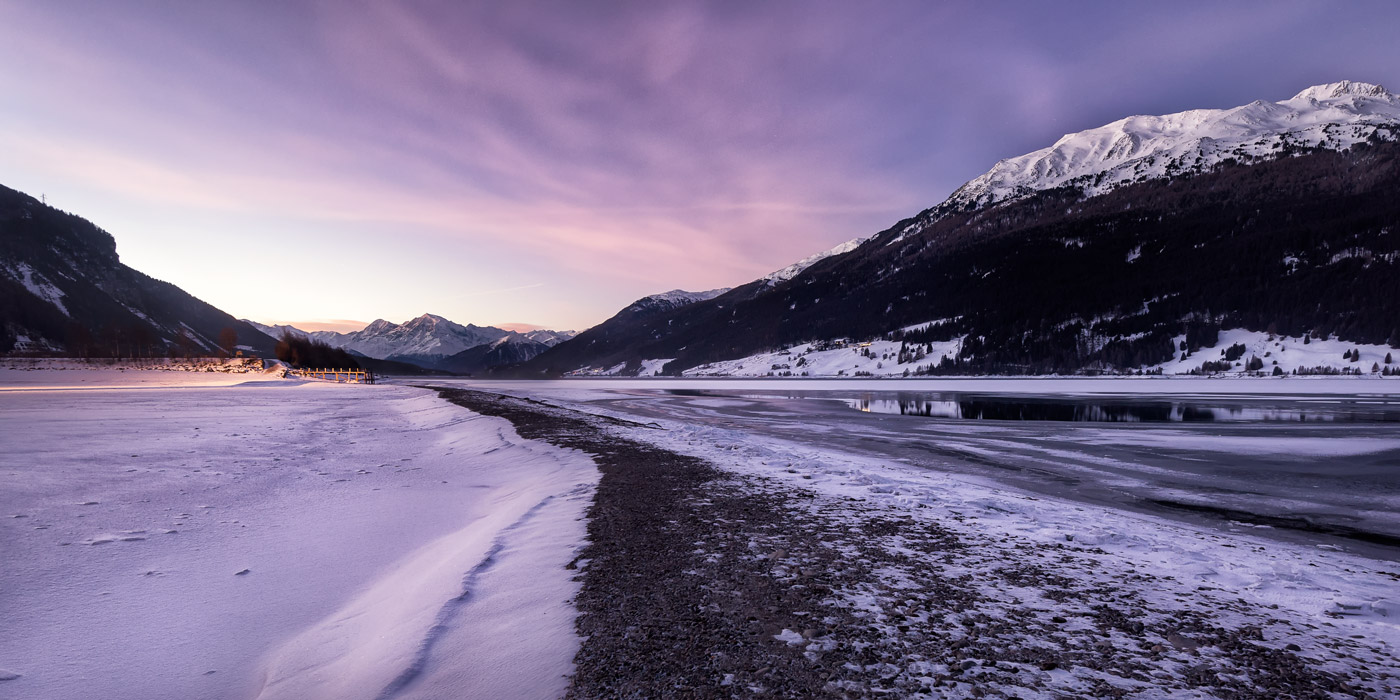 Reschensee am Neujahrsmorgen Foto & Bild | wasser, sonnenaufgang ...