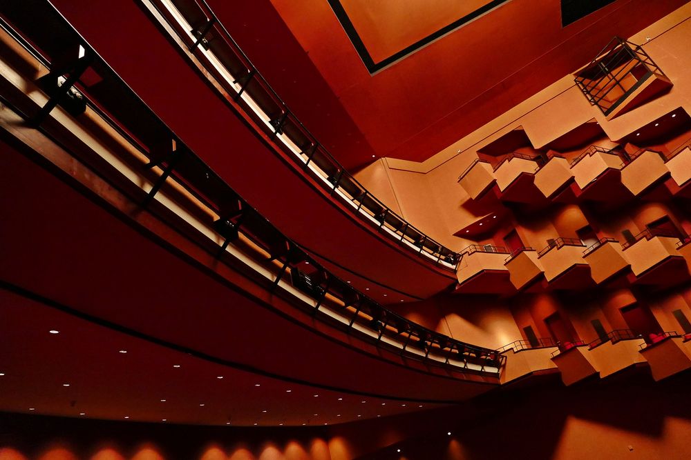 Rhein-Main-Theater Niedernhausen Foto & Bild | architektur, innenaufnahmen, kunstfotografie ...