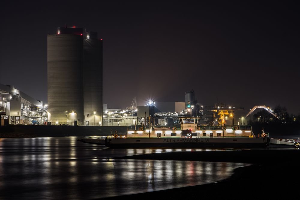 Rheinfähre Altrip - Mannheim Foto & Bild | world, spezial, wasser ...
