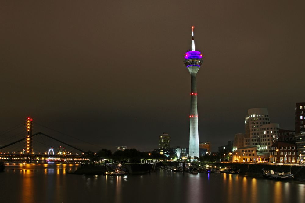 Rheinturm Foto & Bild | nordrhein-westfalen Bilder auf fotocommunity