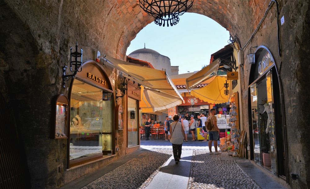 Rhodos, Durchgang, in Rhodos-Stadt Foto & Bild | architektur ...