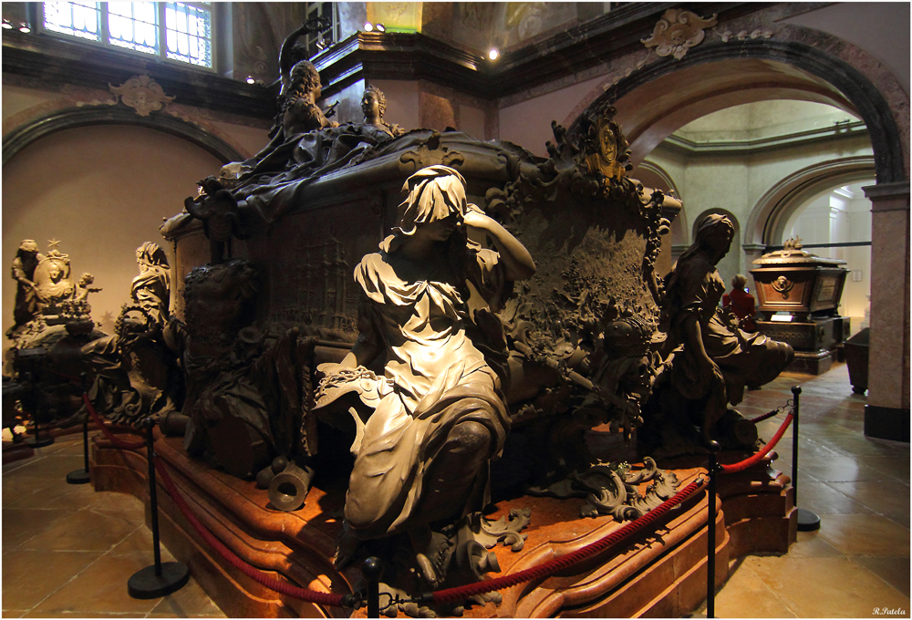 Riesig... Foto & Bild | europe, Österreich, wien Bilder auf fotocommunity