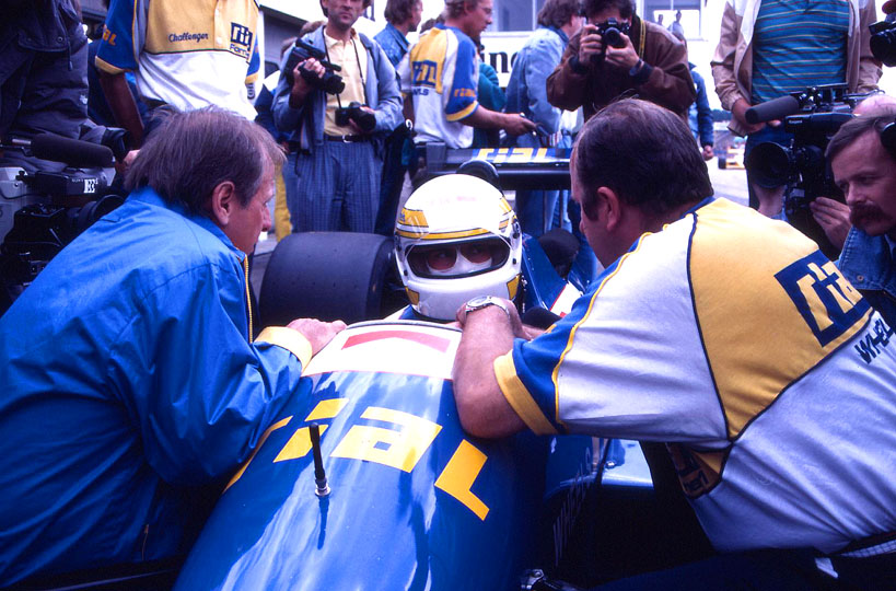 Riesiges Medien Interesse /Formel 1 Test Michael Bartels im Rial.F.1 ...