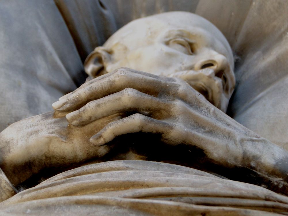 Rigor Mortis Foto & Bild | architektur, friedhöfe, friedhofdetails ...