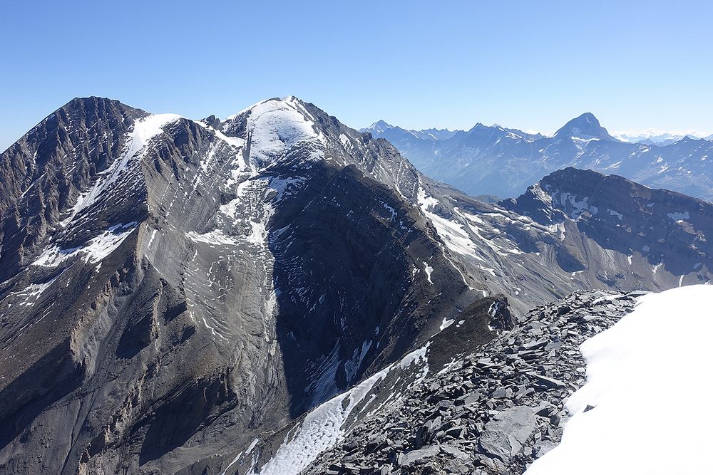 Rinderhorn - Ausblick.. Foto & Bild | natur, landschaft, berge Bilder ...